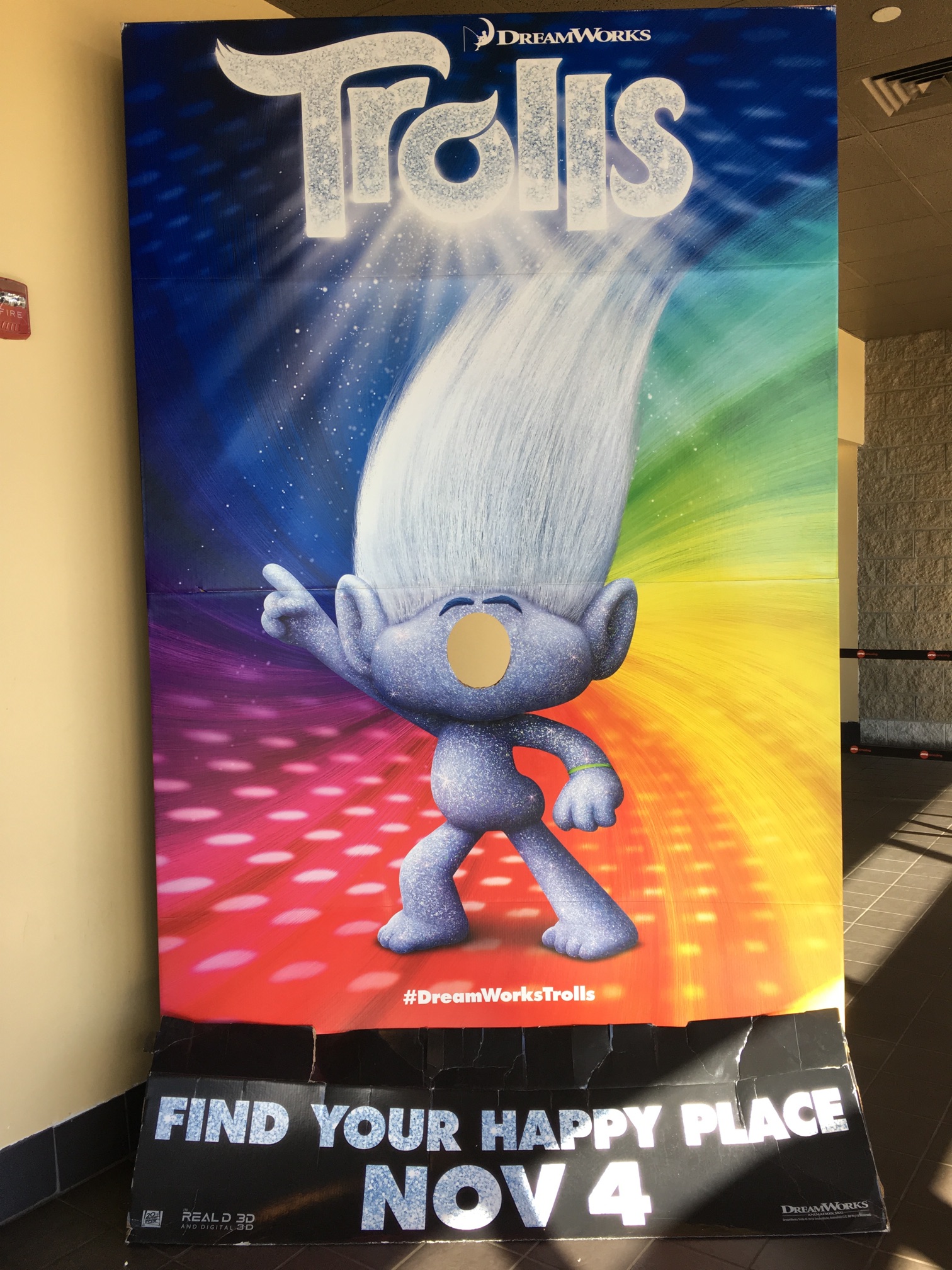 Trolls [トロール] 鑑賞 @ AMC Burlington シアター - ボストン生活